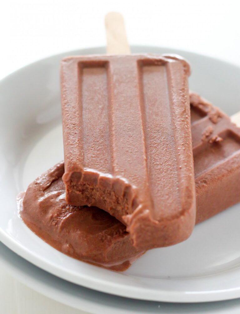 Healthy Greek Yogurt Chocolate Fudge Pops - Baker by Nature