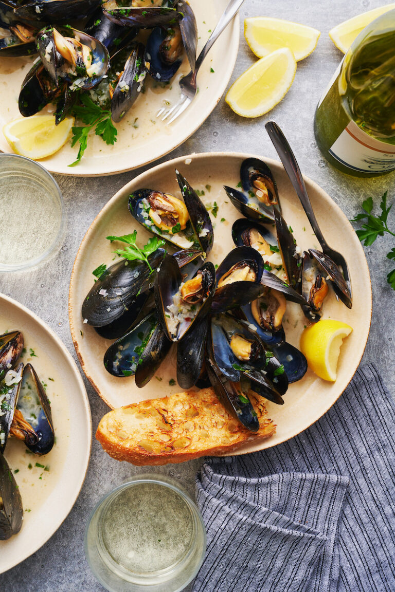 Mussels Recipe with The BEST White Wine Broth (EASY)