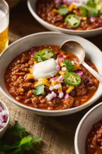 How to Make Homemade Chili Recipe (Ground Beef and Beans)